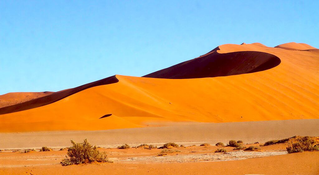 El desierto de Sossusvlei, duna 45, Deadvlei, cañon de sesriem, solitaire