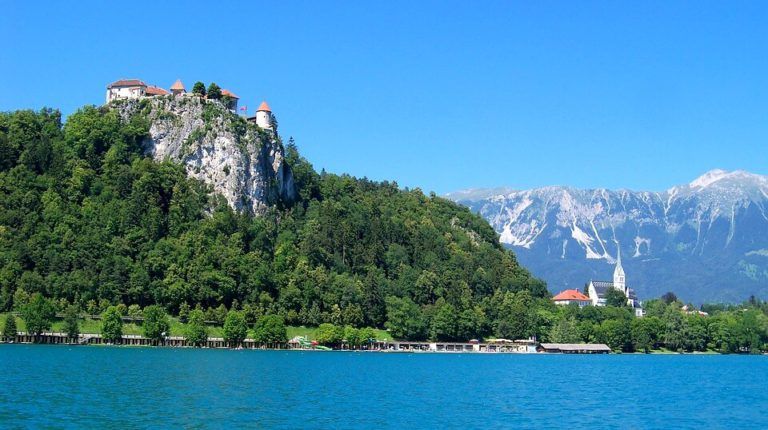 El Lago Bled, el rincón más bonito de Eslovenia, qué ver y cómo llegar