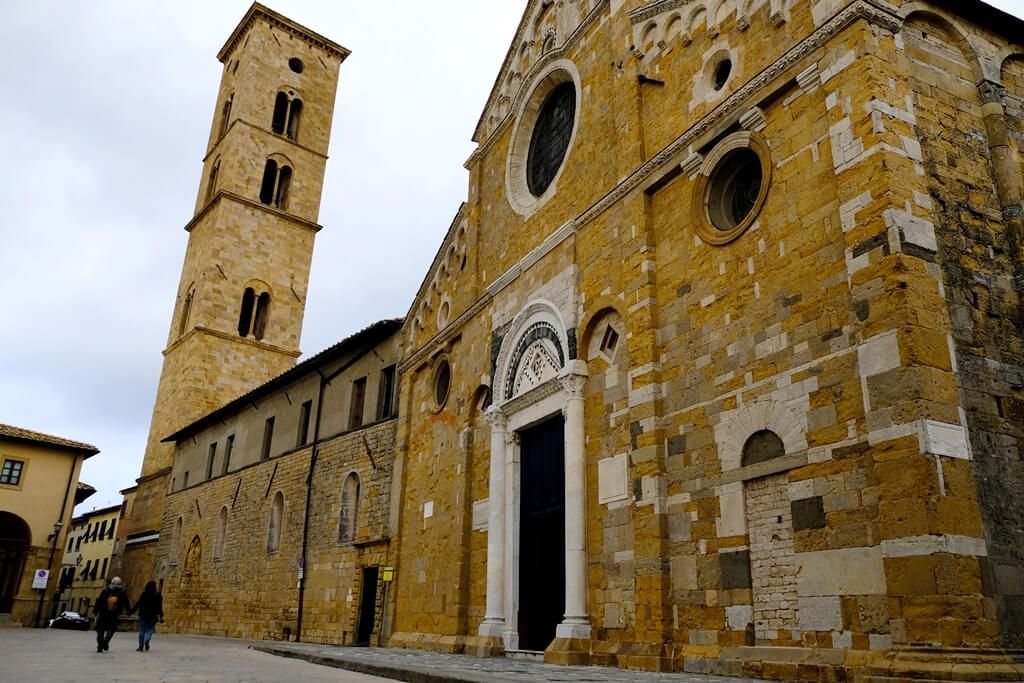 Volterra, cómo llegar y qué ver en la villa etrusca de la Toscana
