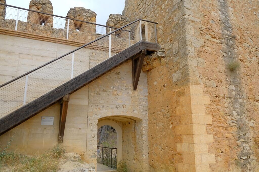 Anento, uno de los pueblos más bonitos de España. Cómo llegar y qué ver